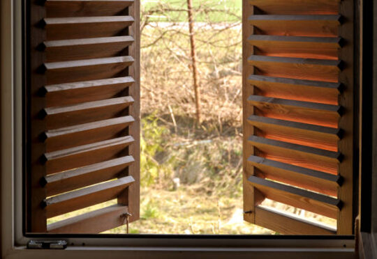 Custom Wood Shutters – Brampton, Mississauga, Caledon